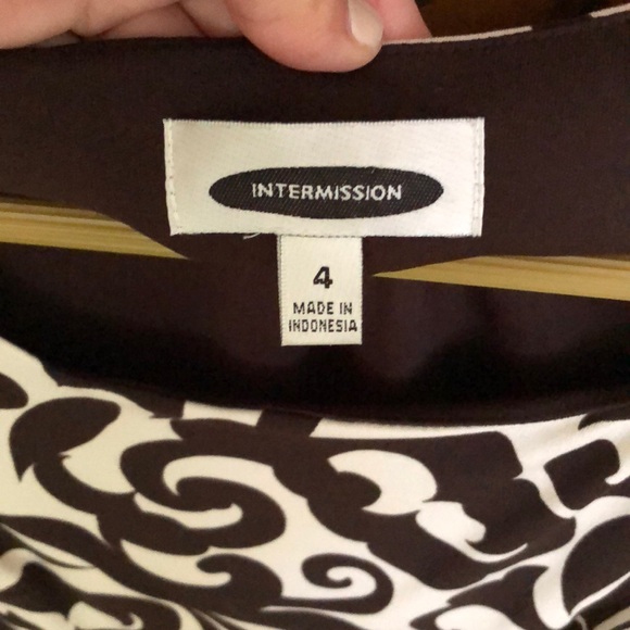 Dresses | Intermission Dress W Front Pockets Like New | Poshmark
